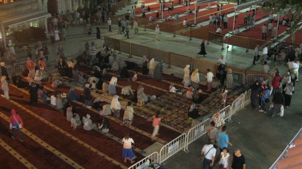 Turkish Death Rituals: An Hour of Your Time - Inside Out In Istanbul