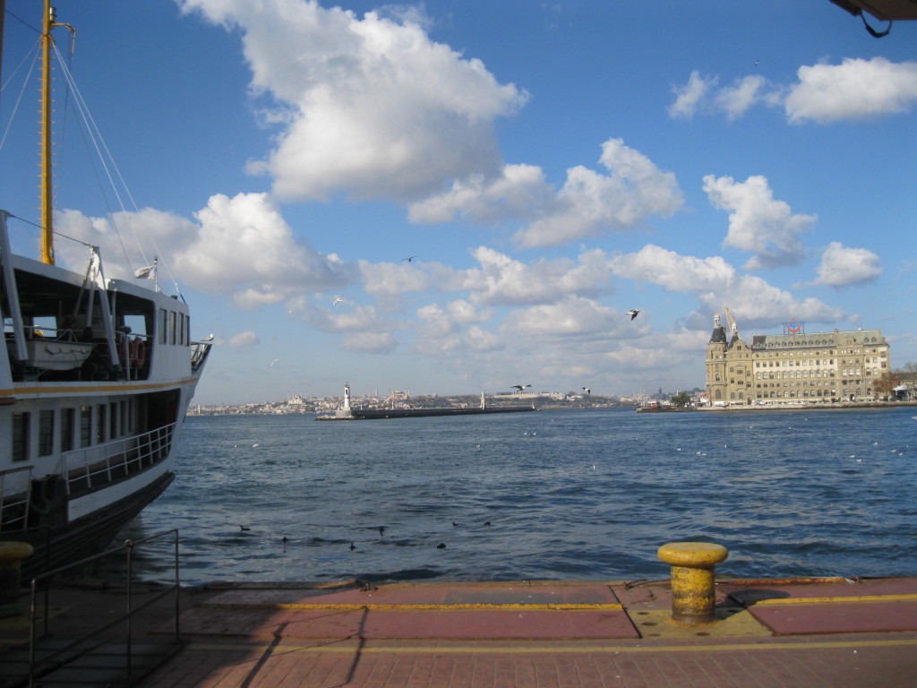 What to wear in Istanbul Summer (& Early Fall) - Inside Out In Istanbul