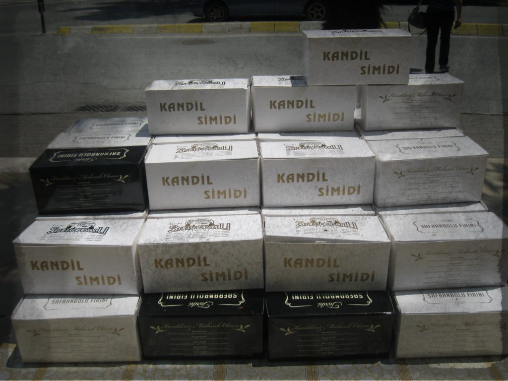 Kandil – five holy nights in the Islamic world - Inside Out In Istanbul