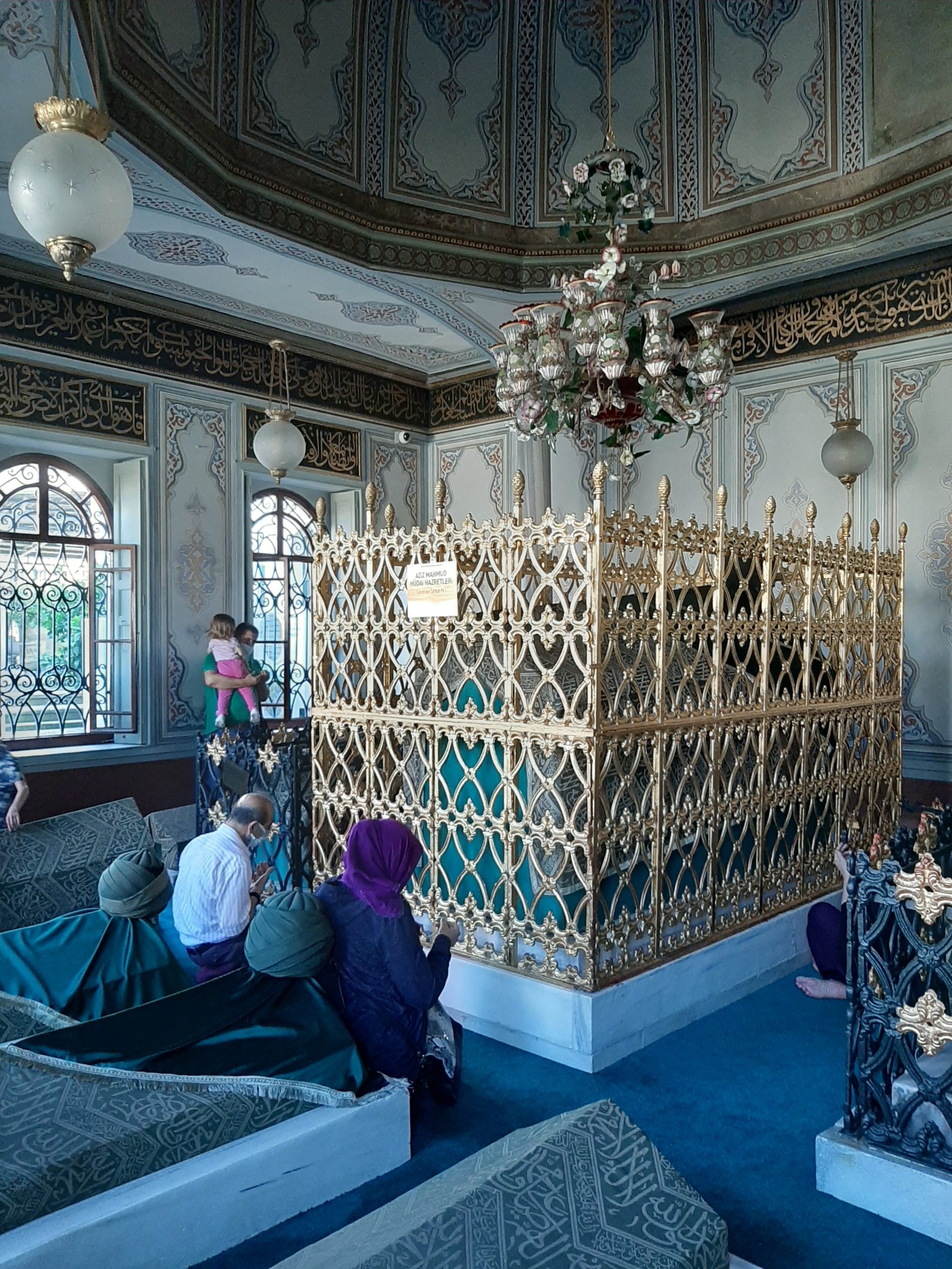 Aziz Mahmud Hudayi Tomb - Inside Out In Istanbul