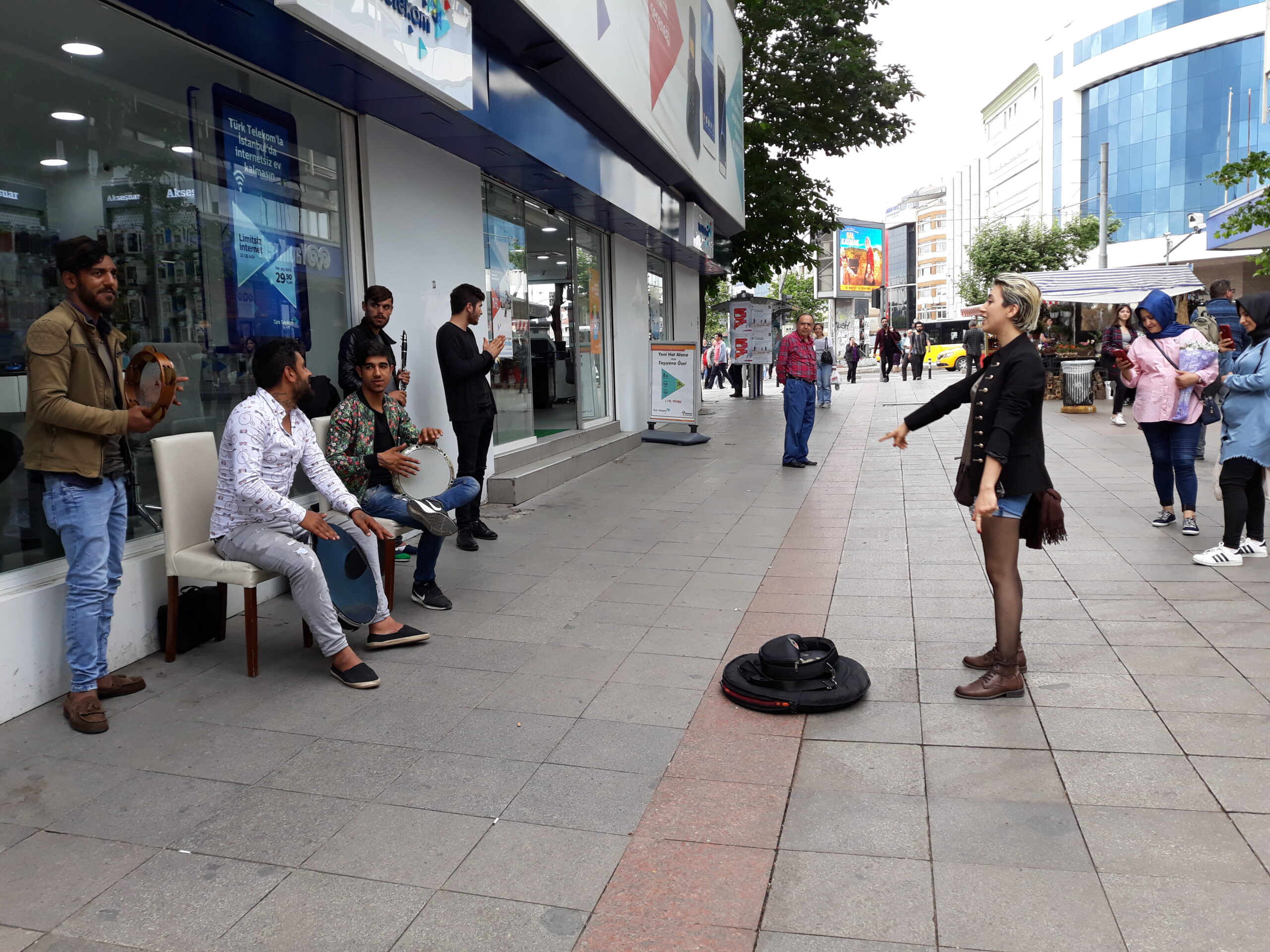 Interviews & Media - Inside Out In Istanbul